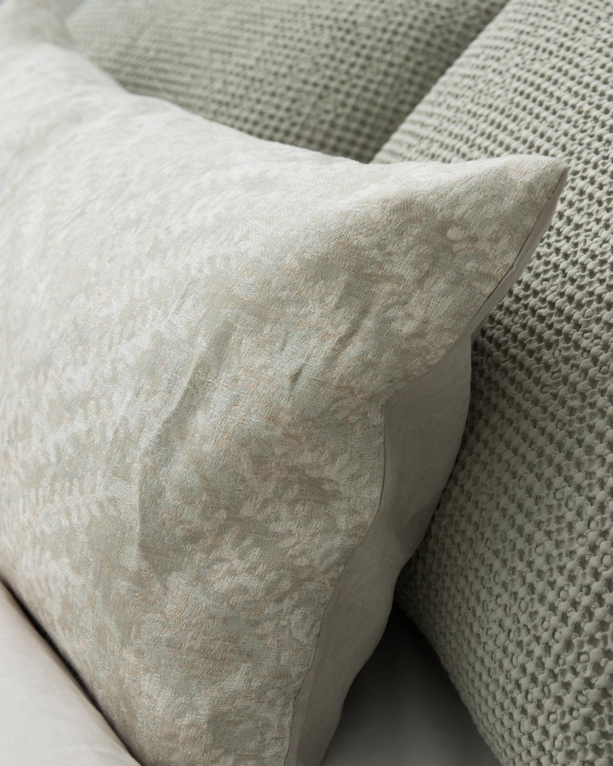 Ferncliffe Pillow