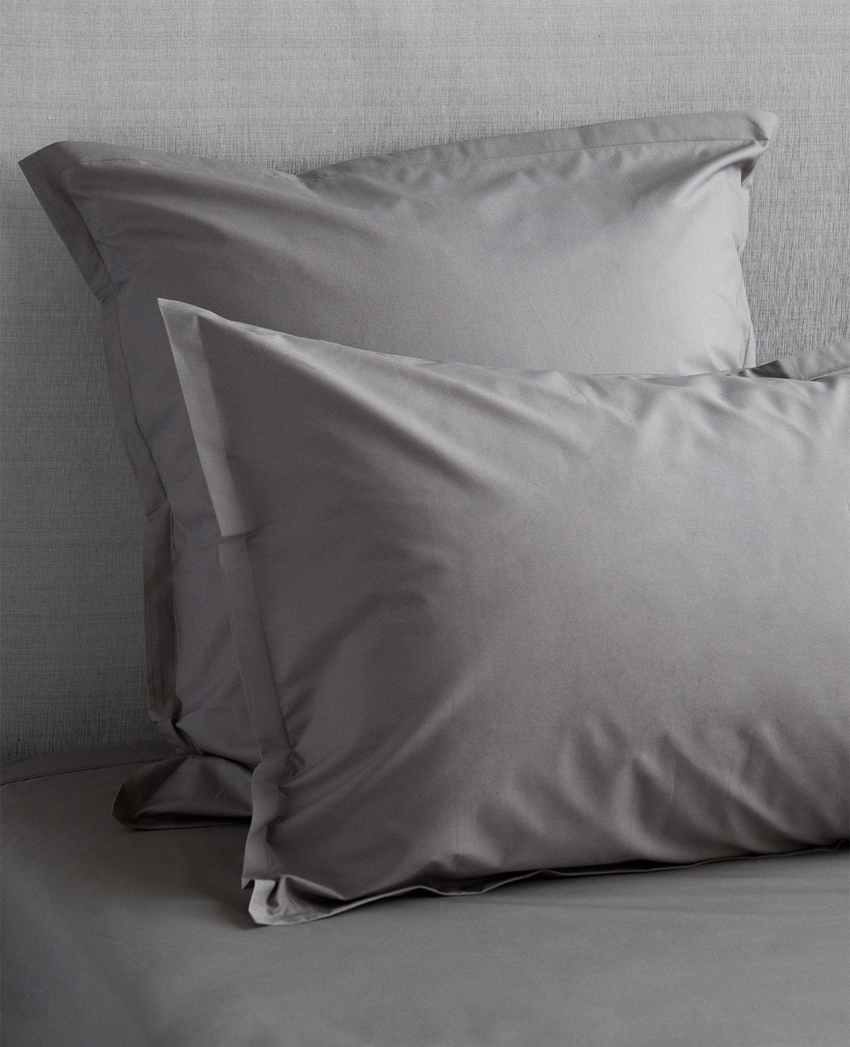 200 Thread Count Percale Smoke - Au Lit Fine Linens
