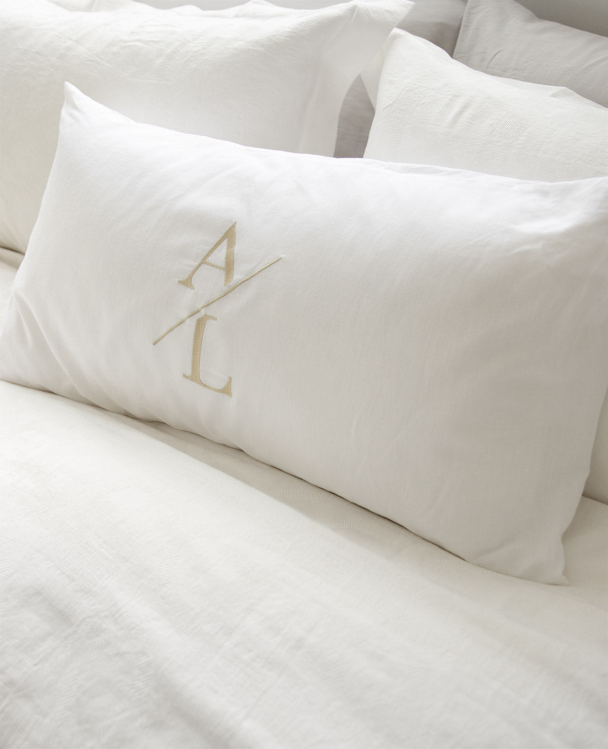 Hemingway Monogram/Linen Cushion
