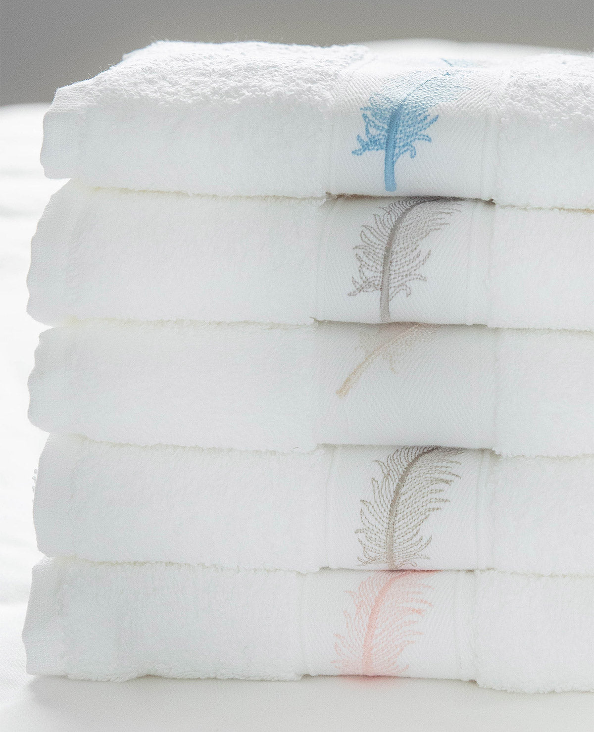 Bellini Embroidered Guest Towel