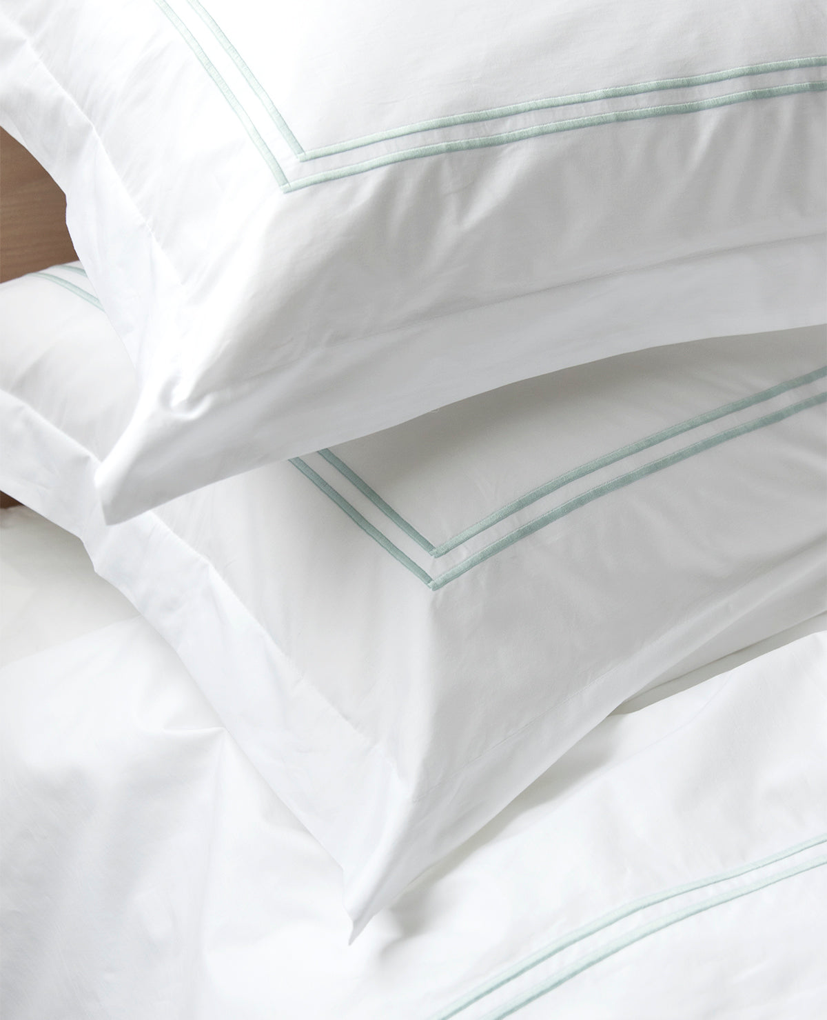 Hotel 2-Line Stitch 800 Thread Count Percale