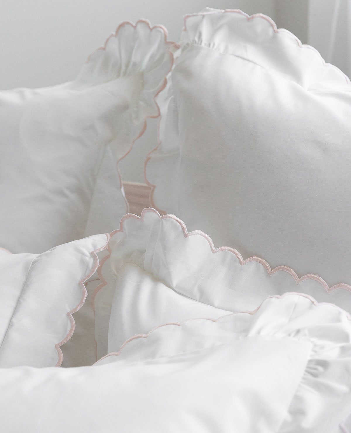 Scallop Embroidery Sheets - Au Lit Fine Linens