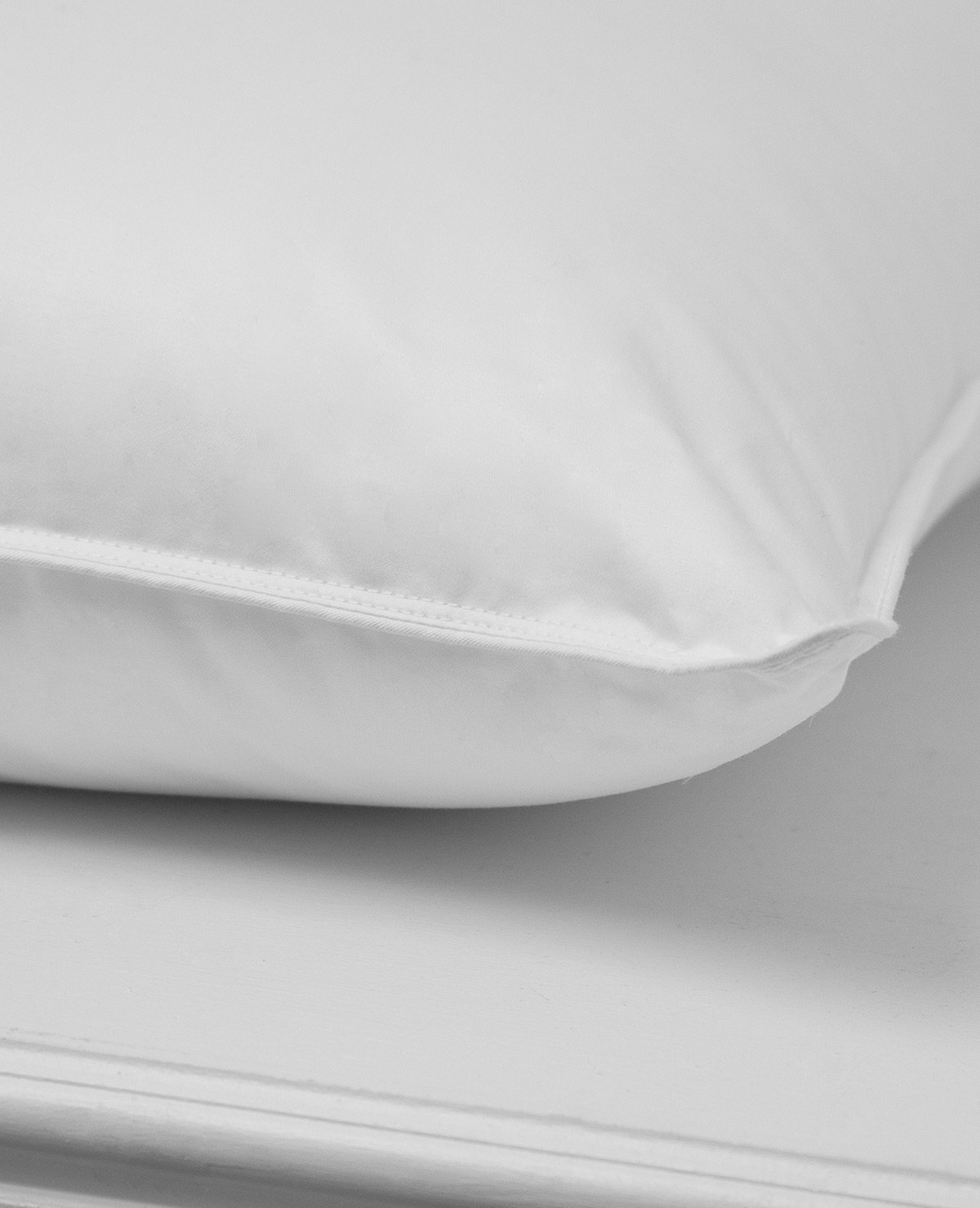 Synthetic Suprelle Pillow